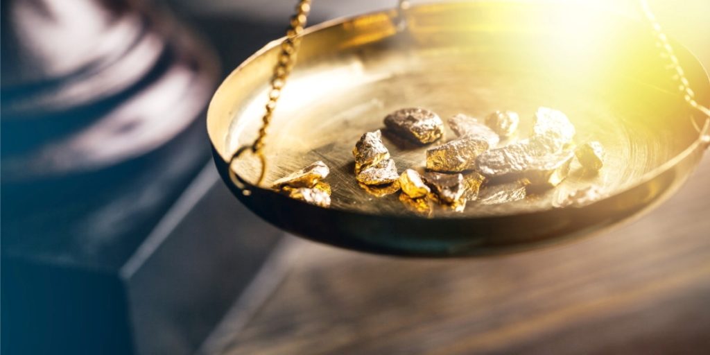 Gold in UAE : Know Tips and Tricks of Purchasing