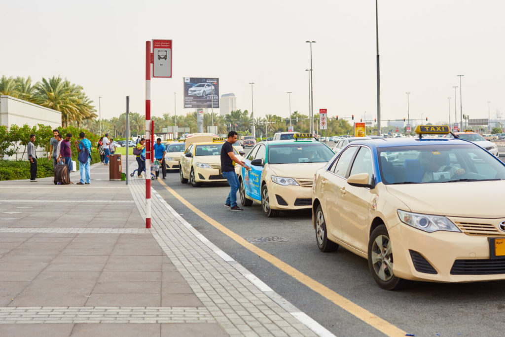 All About Public Transportation in UAE : Taxi, Bus, Metro, Rental Cars Etc.