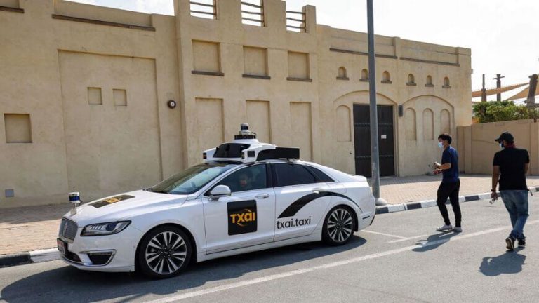 A New Self Driving Car Law in Dubai : Everything You Need to Know